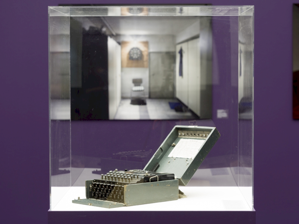 THE BND HEADQUARTERS IN PULLACH. A Documentary in Photographs by Martin ...